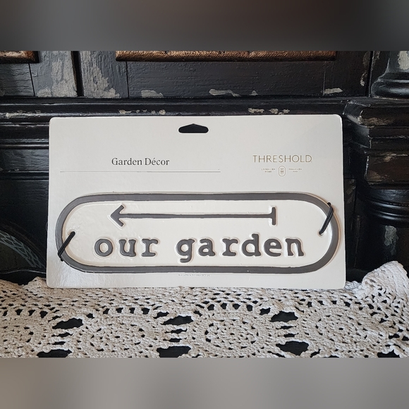 Threshold | Wall Decor | Threshold Garden Dcor Sign Digging In The ...